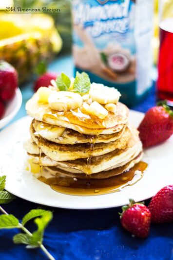 Fluffy Hawaiian Style Pancakes - Old American Recipes