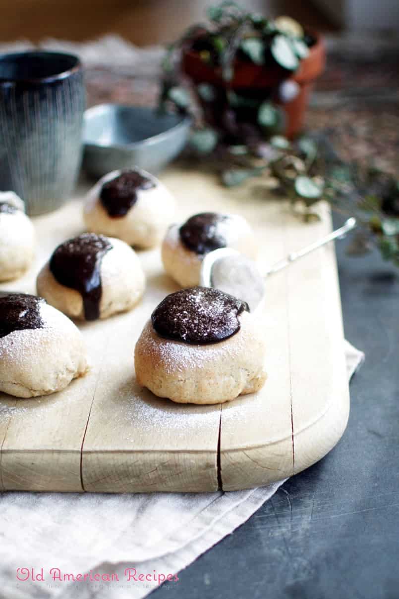 Vegan Shrovetide Buns - Old American Recipes